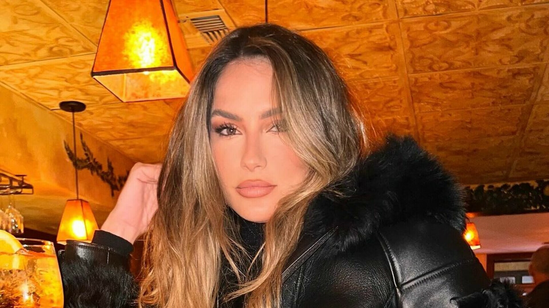 Rastao se od slavne brazilske ljepotice, a sad ga povezuju s 14 godina mlađom koja je po mnogima ...