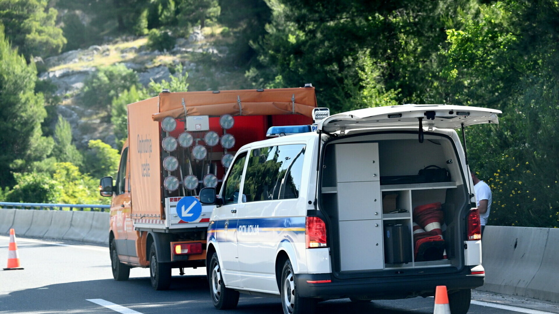 FOTO Užas u Dalmaciji: Motociklist sletio s ceste i poginuo