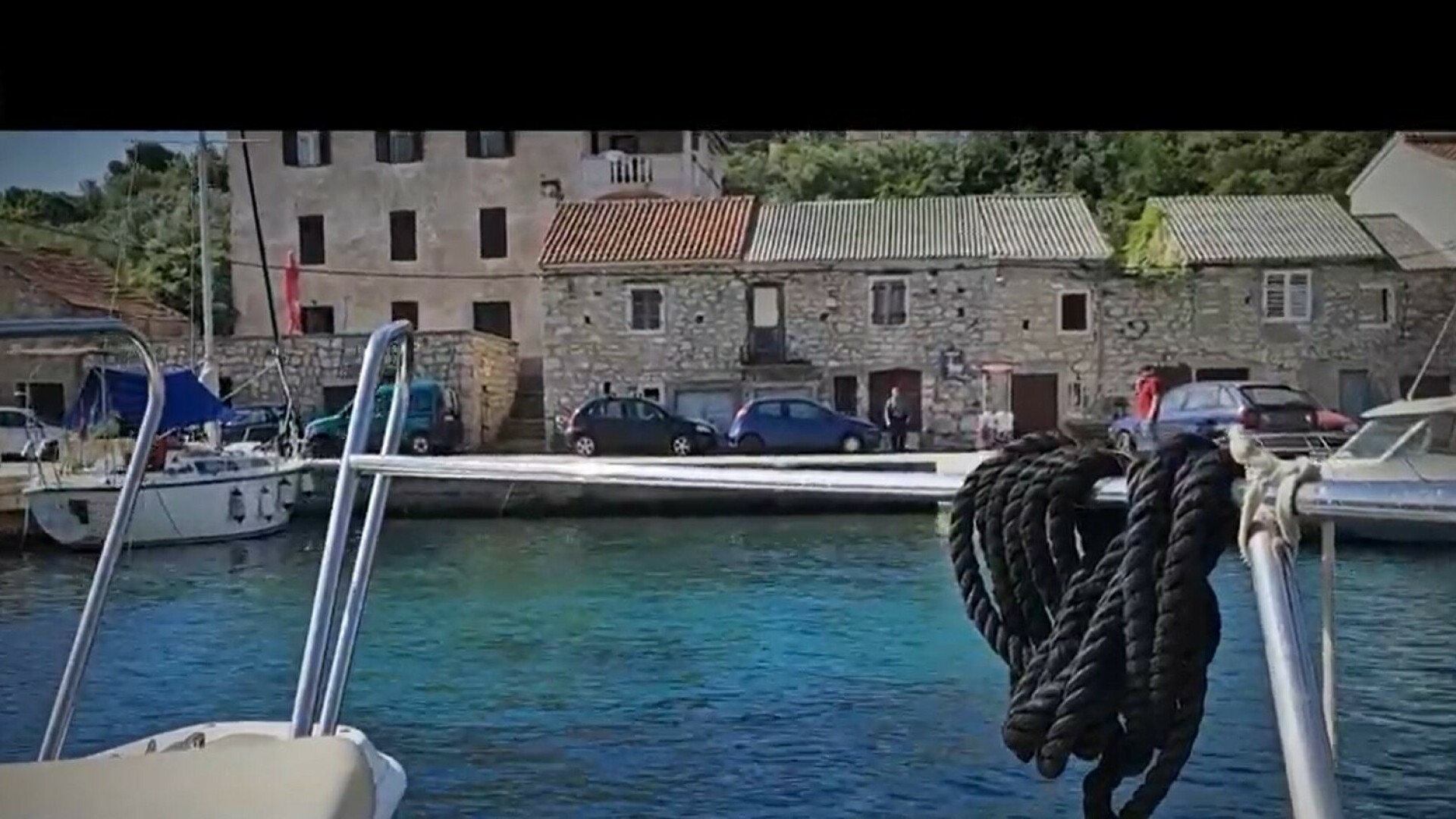 Otočani na rubu izdržljivosti, u srcu sezone mjere svaku kap pitke vode ...