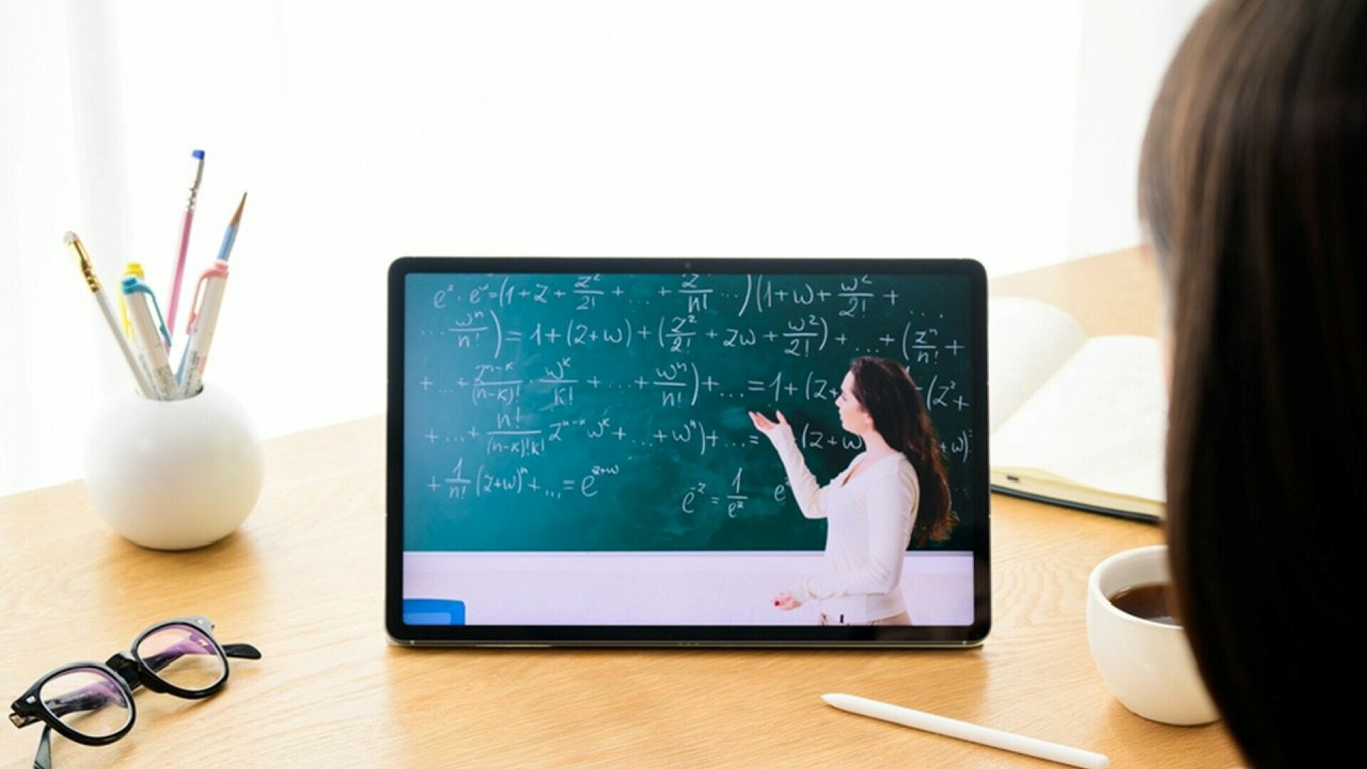 Samsung Galaxy Tab S10 FE: kad se kreativnost preseli na plažu