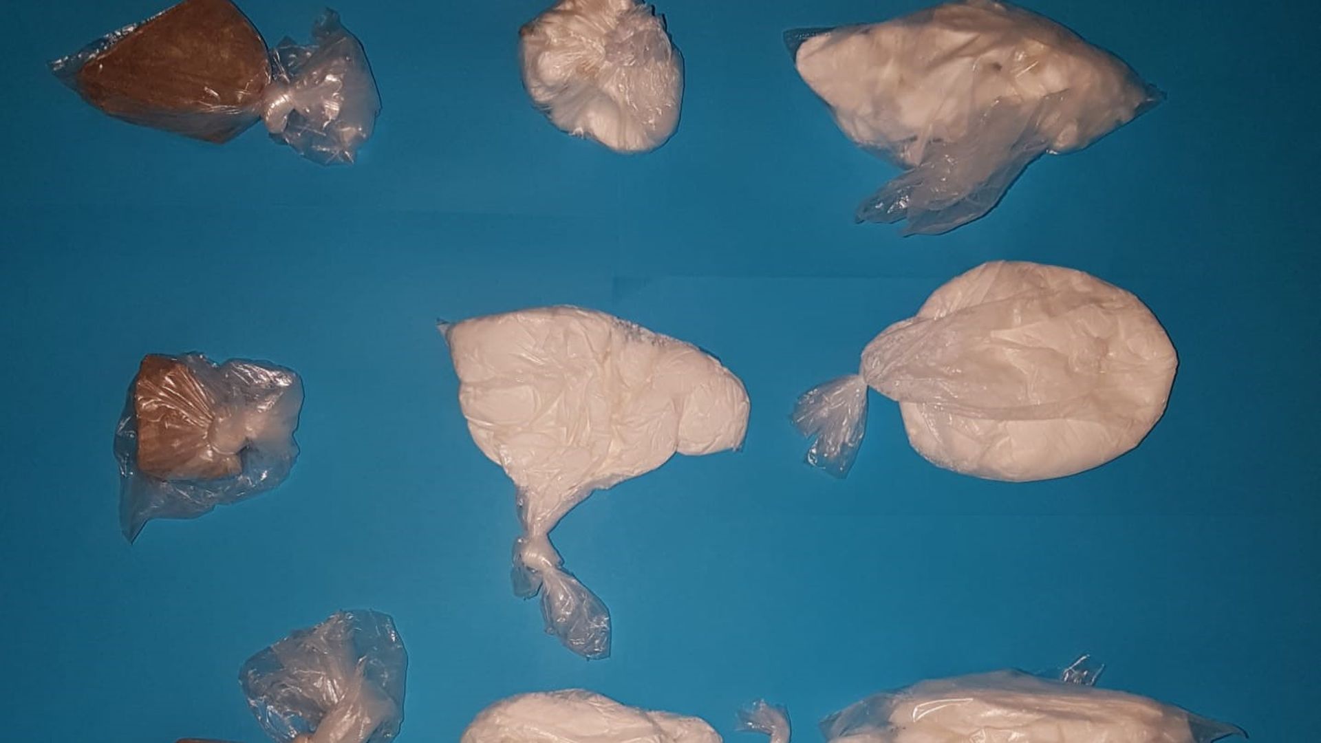 Split: Pala dvojica dilera kod kojih su u stanu pronađeni heroin i ...