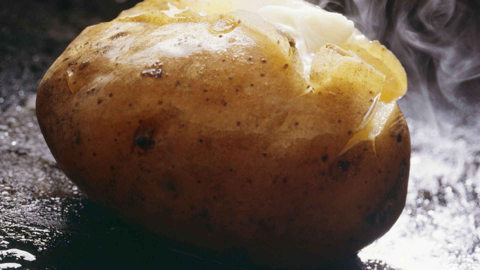 Kako oguliti kuhani krumpir?