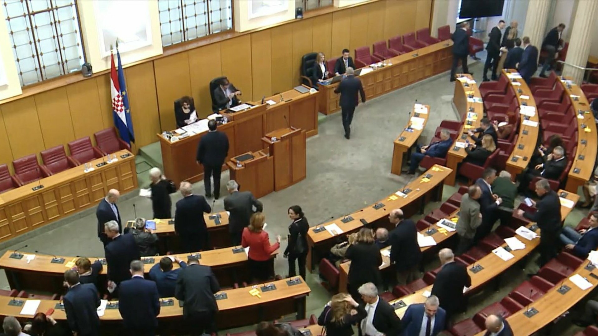 Usvojeni novi zakoni o zdravstvu: Povećava se broj građana s besplatnim ...