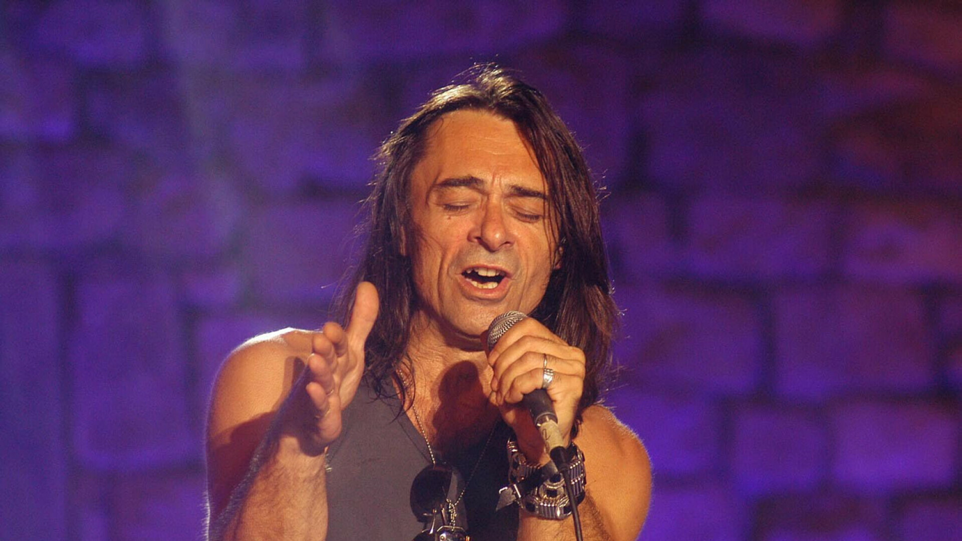 Pogledajte kako izgleda stariji sin Dade Topića, s ocem nije pričao 10 ...