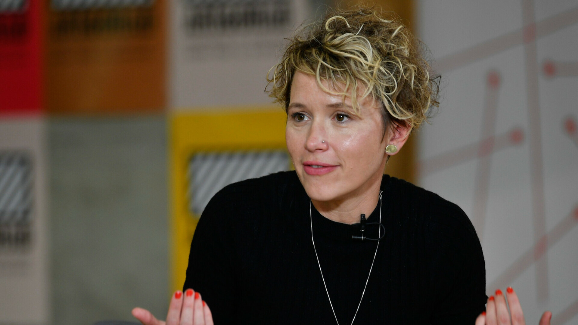 Pogledajte zašto su fotografije s presice Peđe Grbina i Ivane Kekin ...