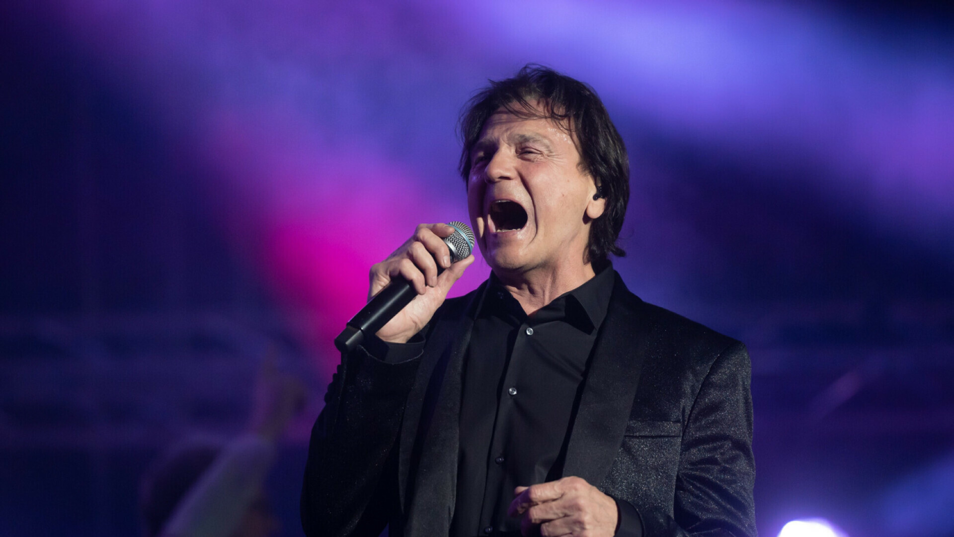 Zdravko Čolić u rasprodanom Zadru imao najduži koncert u karijeri, žene ...