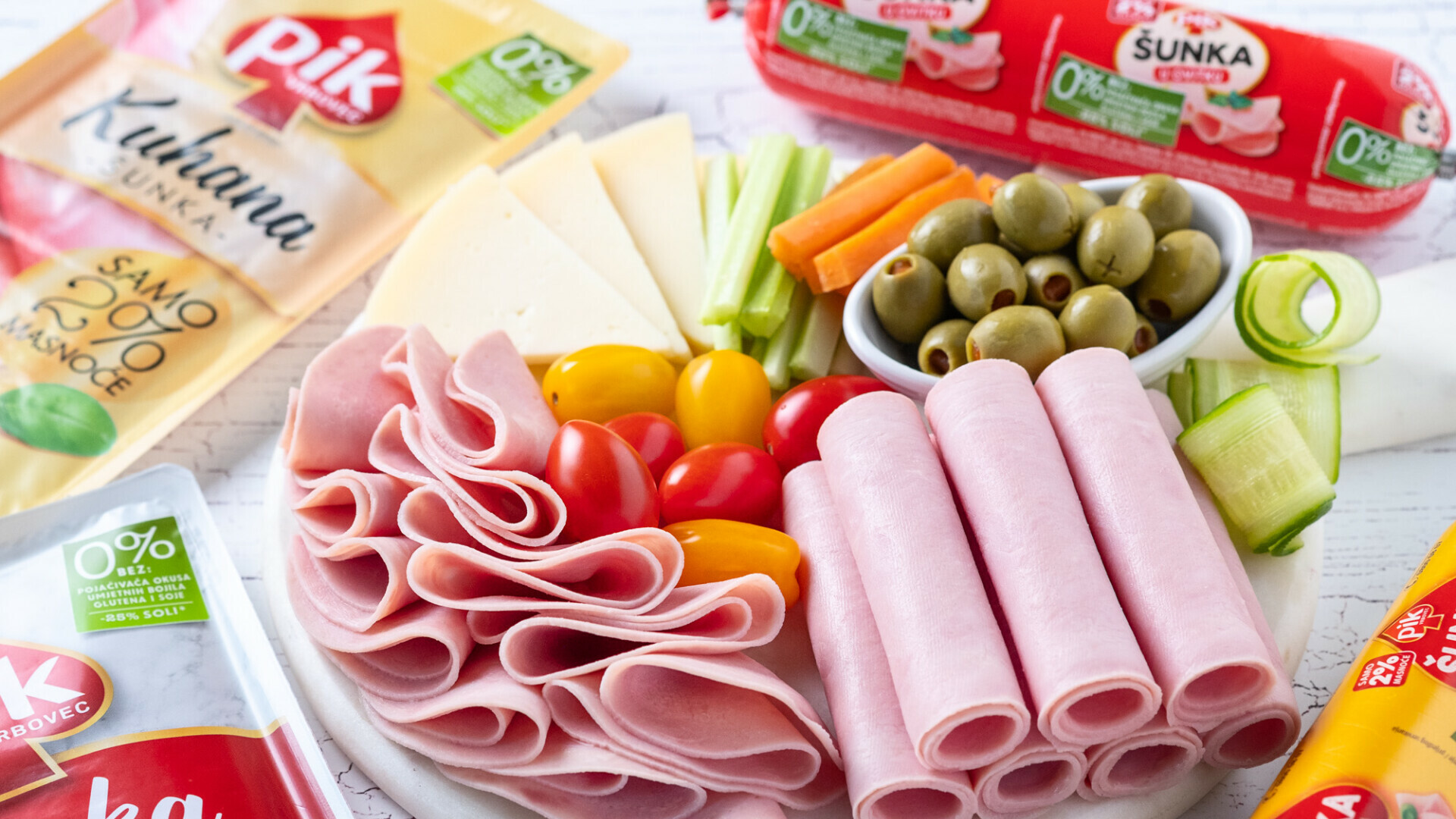 Uz samo jednu bučicu: Vježba za ravan trbuh i oblikovan gornji dio leđa