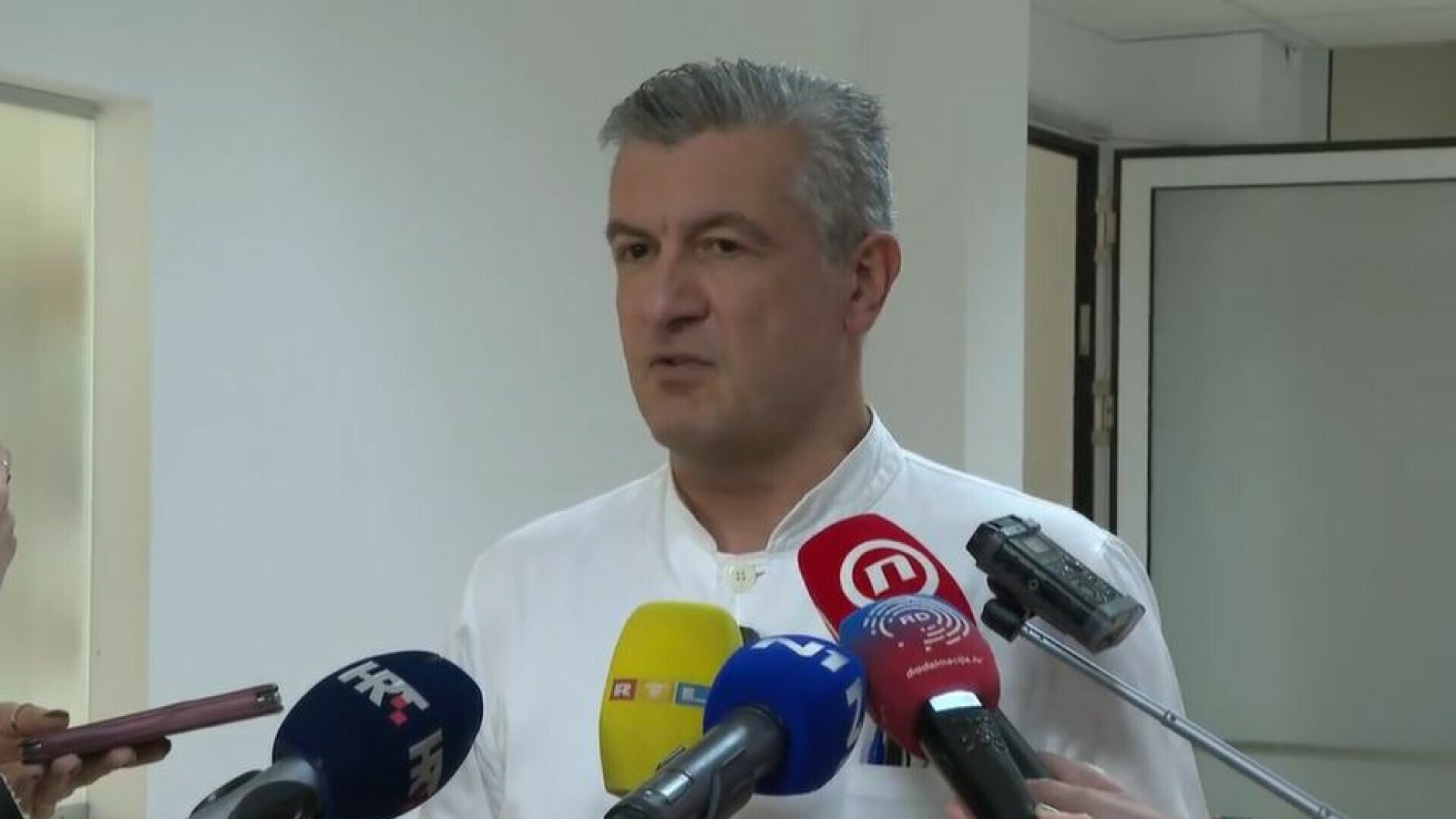 Liječnik o stanju jednogodišnje djevojčice s opeklinama: ''Na respiratoru je, cilj je da ne trpi ...