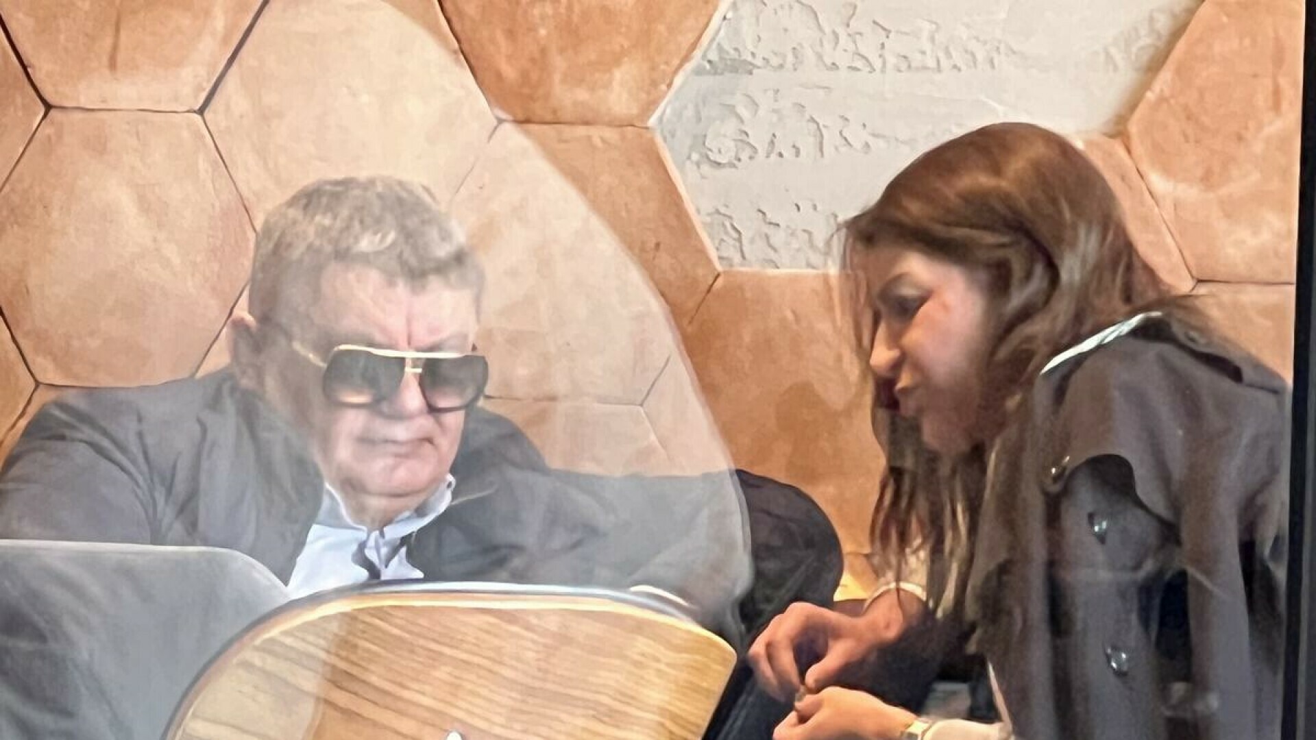 Bivša kninska kraljica ni nakon skandala koji su se nanizali nije se ...