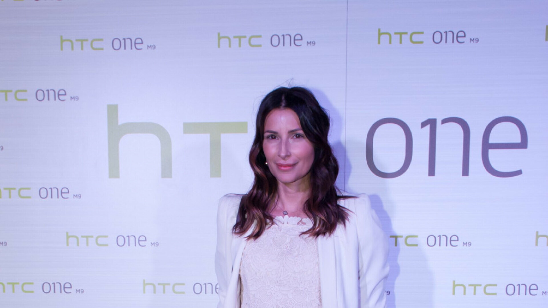 U 90-ima je bila jedna od naših najtraženijih manekenki, a i danas ...