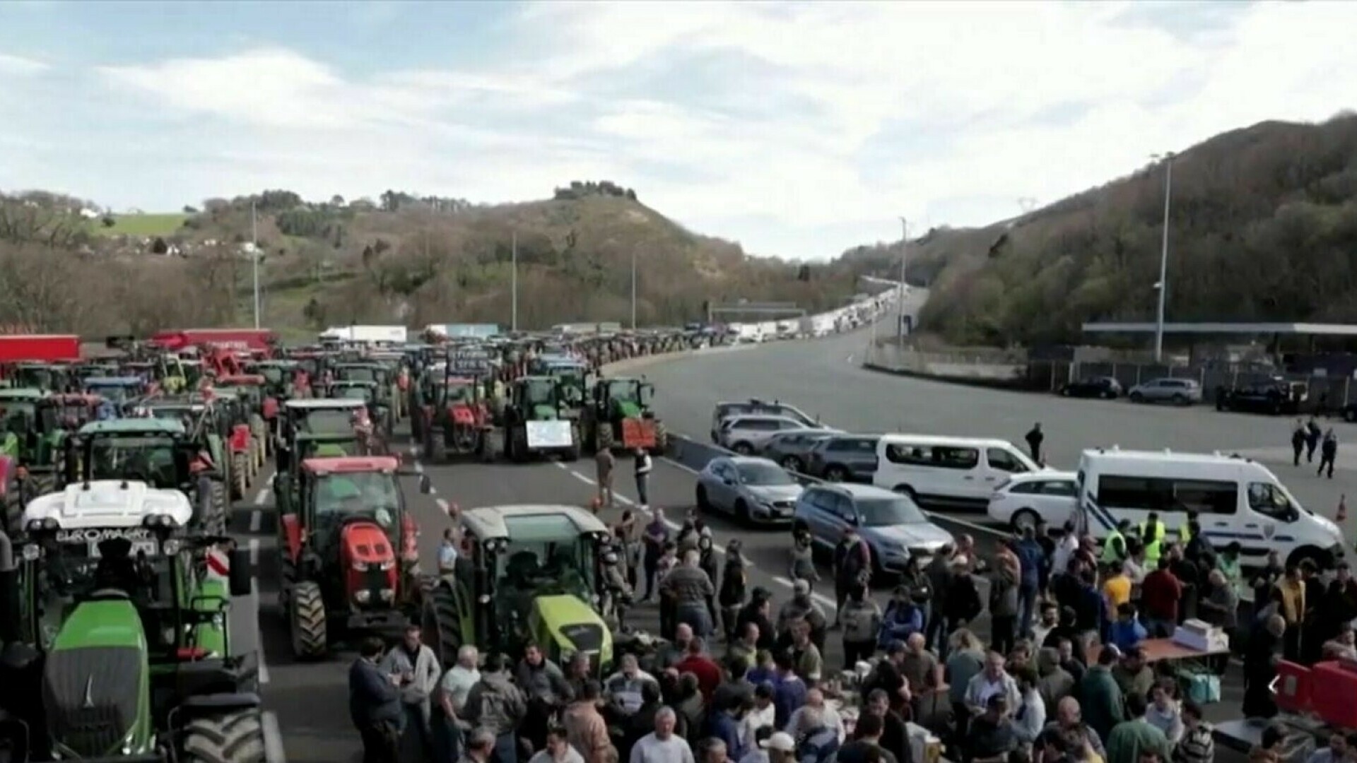 Europa preplavljena prosvjedima: Farmeri i dalje na ulicama, Njemačka u ...