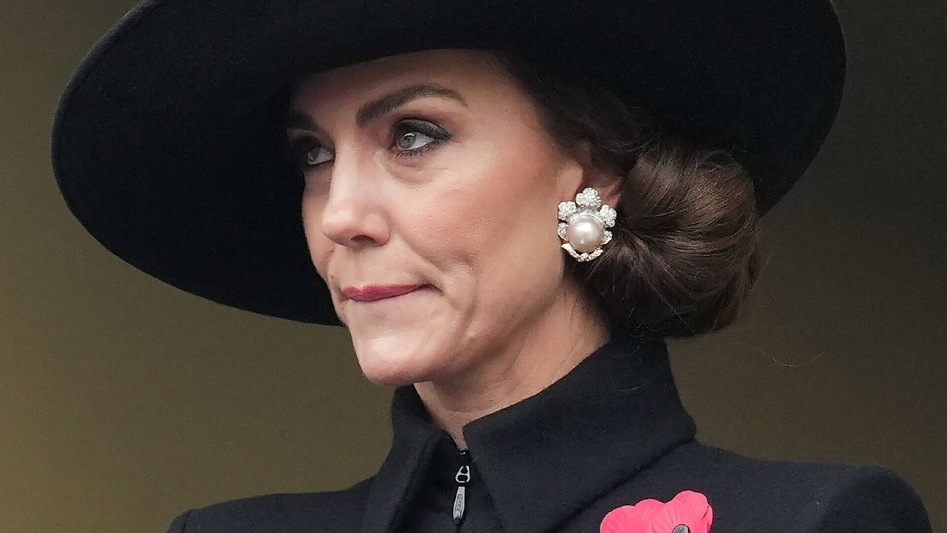 Ni najbliže osoblje nije vidjelo Kate Middleton nakon operacije ...
