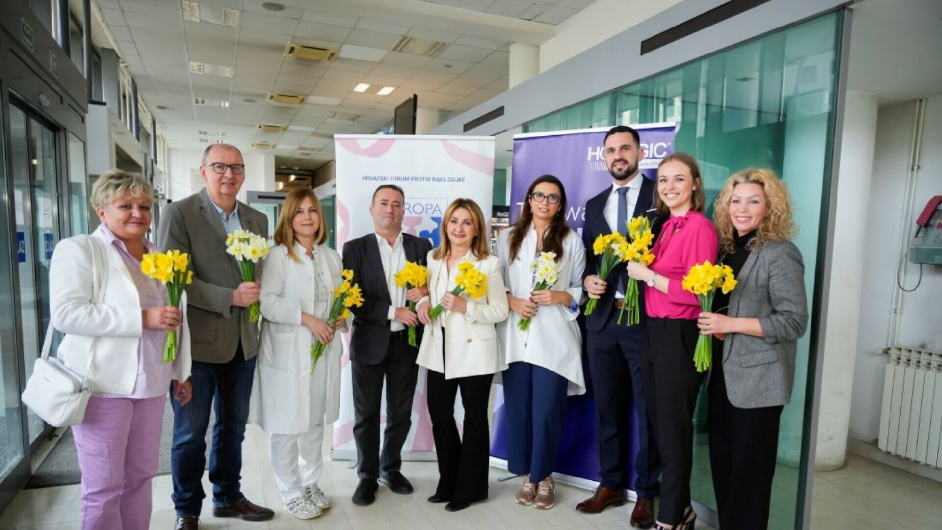 Kliničkom bolničkom centru Sestre milosrdnice doniran uređaj za ...