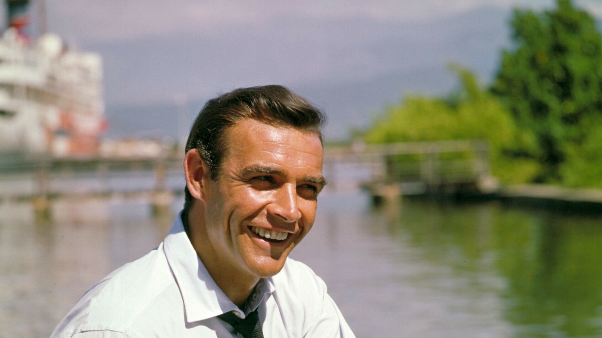 Ovo su svi glumci koji su utjelovili najpoznatijeg filmskog agenta i velikog ljubavnika, tko je ...