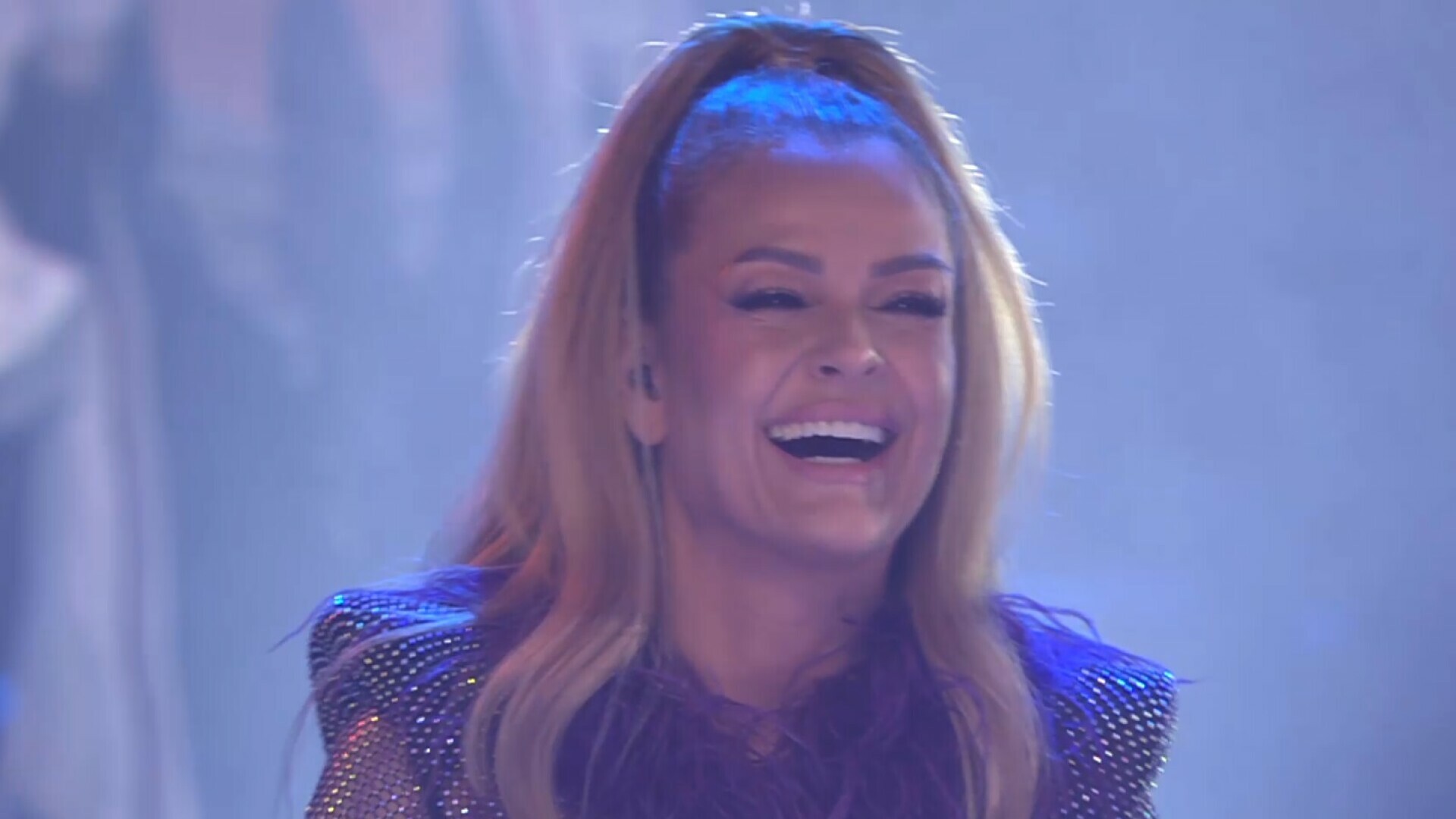 Minea je u mrežastoj kreaciji bez konkurencije zablistala u hit-showu ...