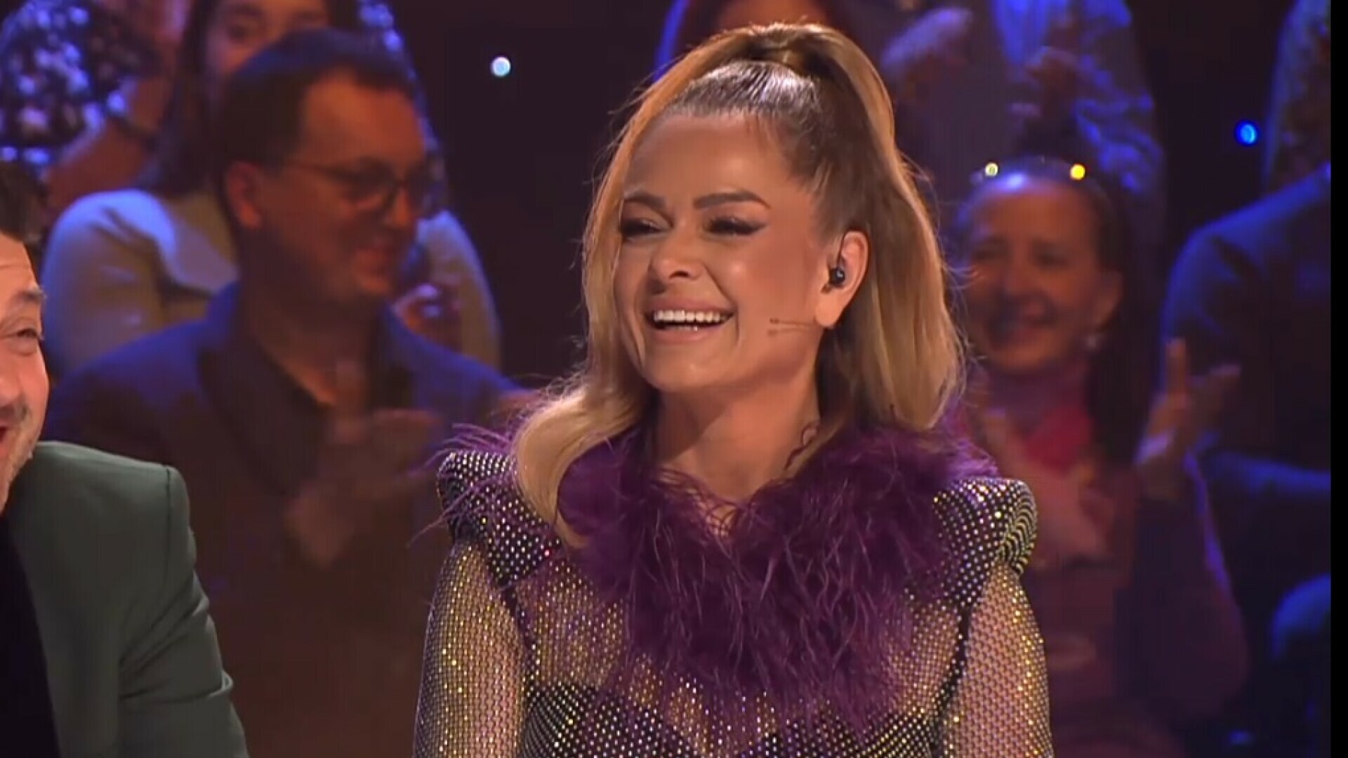 Minea je u mrežastoj kreaciji bez konkurencije zablistala u hit-showu ...