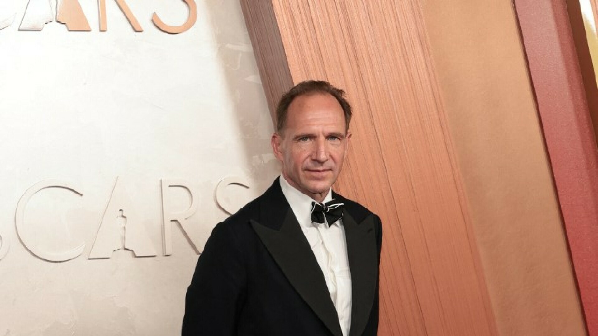 Znate li tko je ovo? Isklesani torzo u 63. godini i neuredna brada pretvorili su ga u drugu osobu!