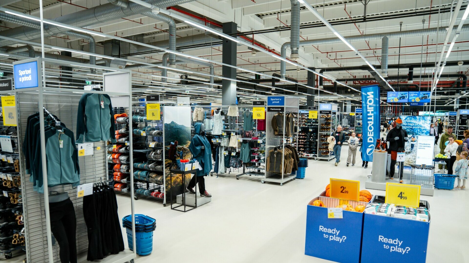 Decathlon je predstavio novouređenu trgovinu u King Crossu: Sportski ...