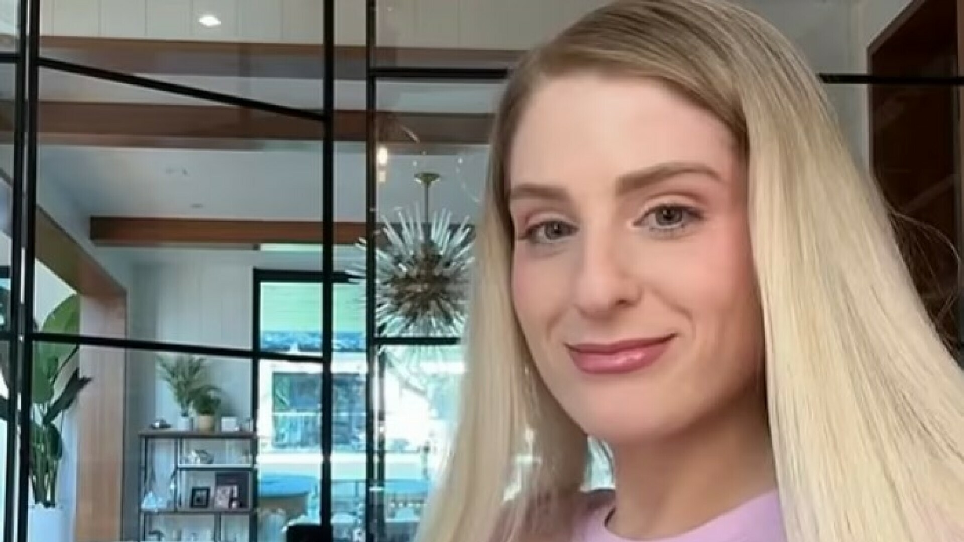 Slavna pjevačica pohvalila se operacijom grudi, a svi obožavatelji govore istu stvar!