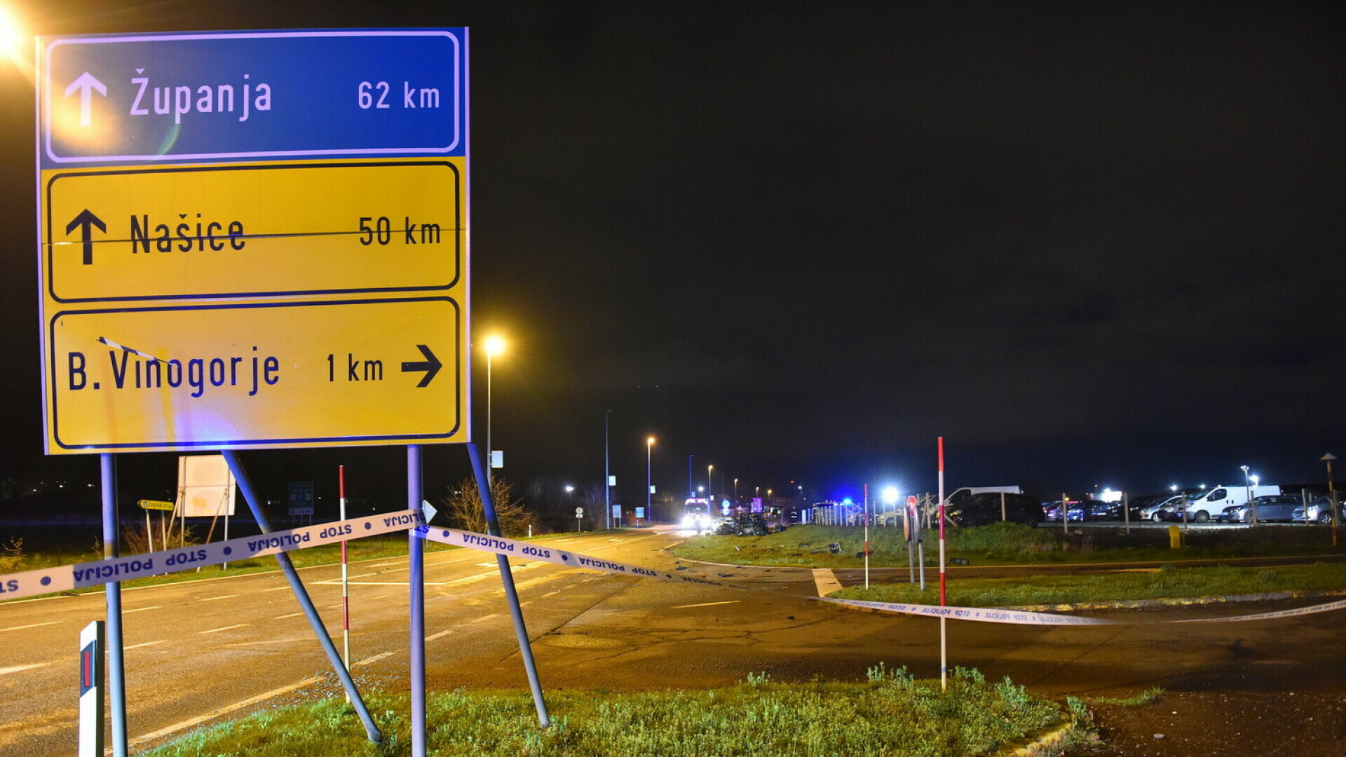 FOTO Teška prometna nesreća: Poginule su dvije osobe, među njima i dijete (5). Majka u teškom stanju