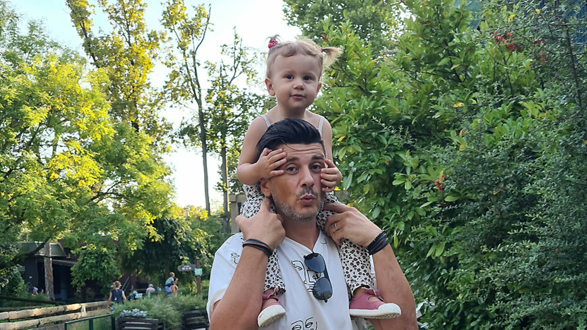 "Dragi mužu, moram ti nešto reći. Više te volim otkad si postao tata...."