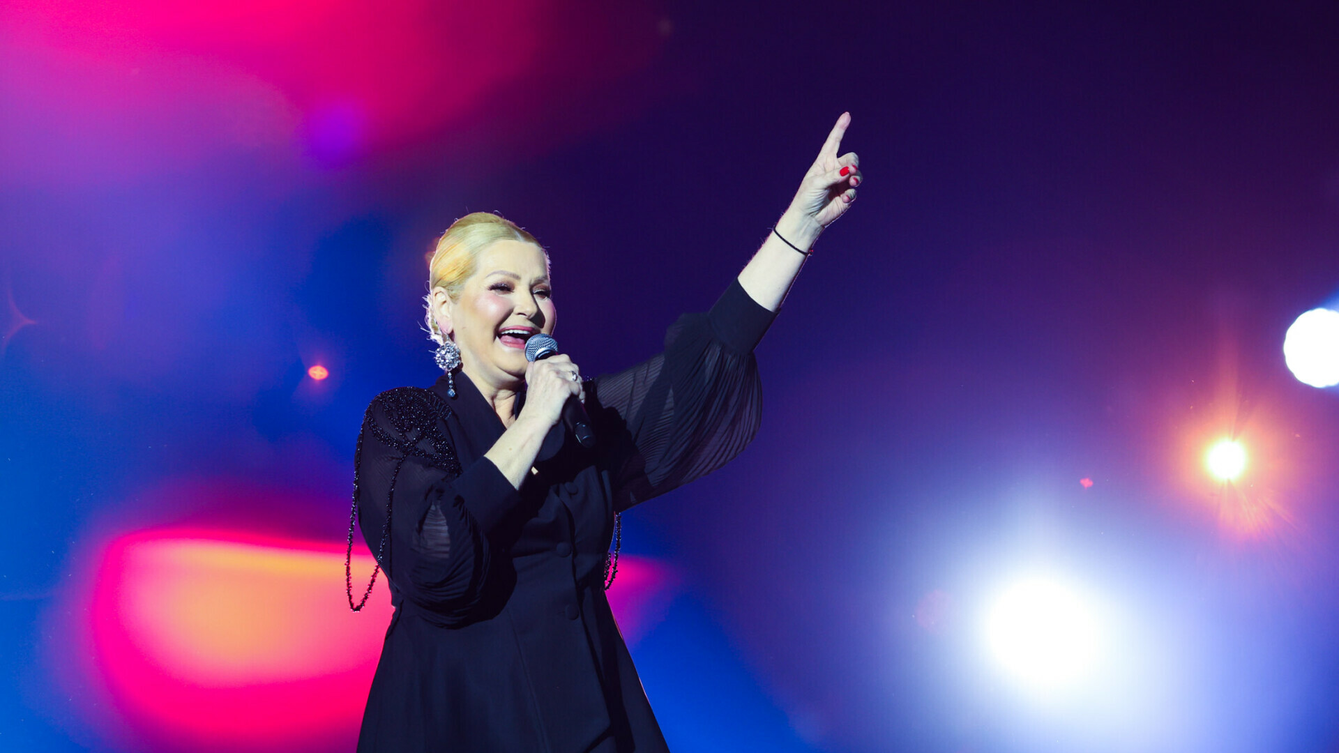 Lepa Brena podijelila veliko iznenađenje iz Zagreba: "Neka drugi uče!"