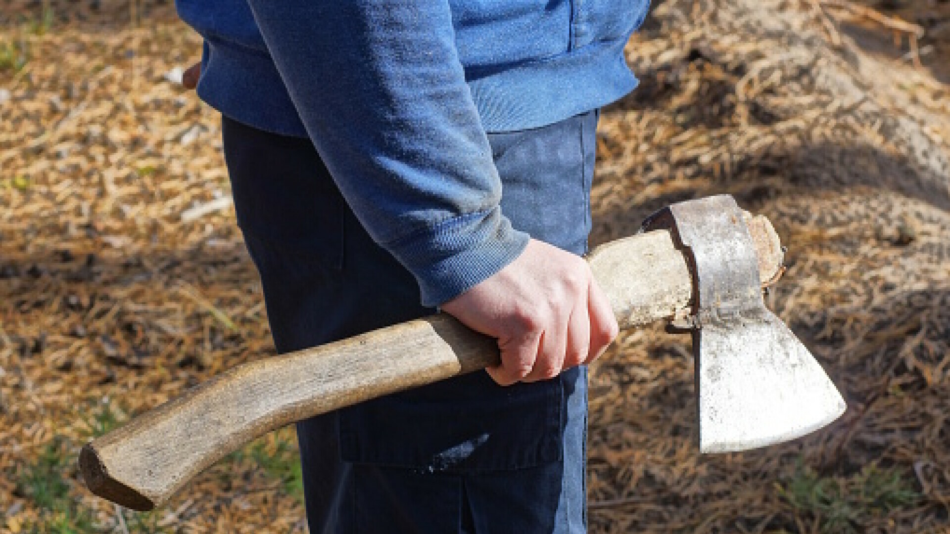 Usred noći upao u dvorište dok je obitelj bila u kući: Imao je čekić i ...