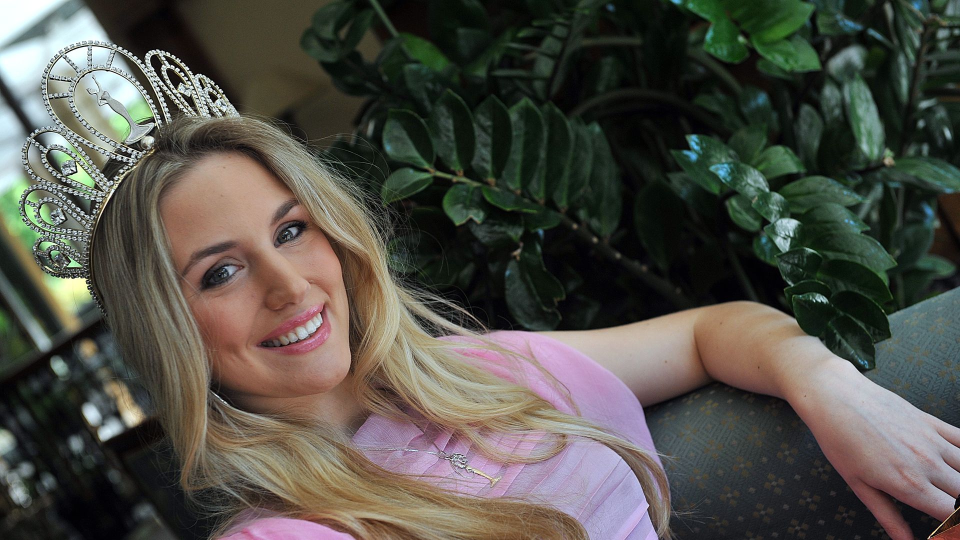 Natalija Prica u rijetkom izlasku razvukla široki osmijeh i potvrdila ...