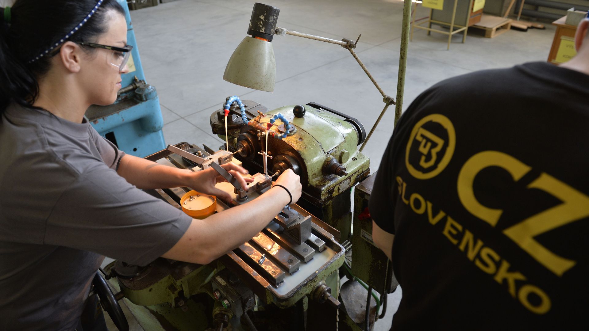 Bitka protiv nedostatka radne snage: Češkoj nedostaju radnici ...