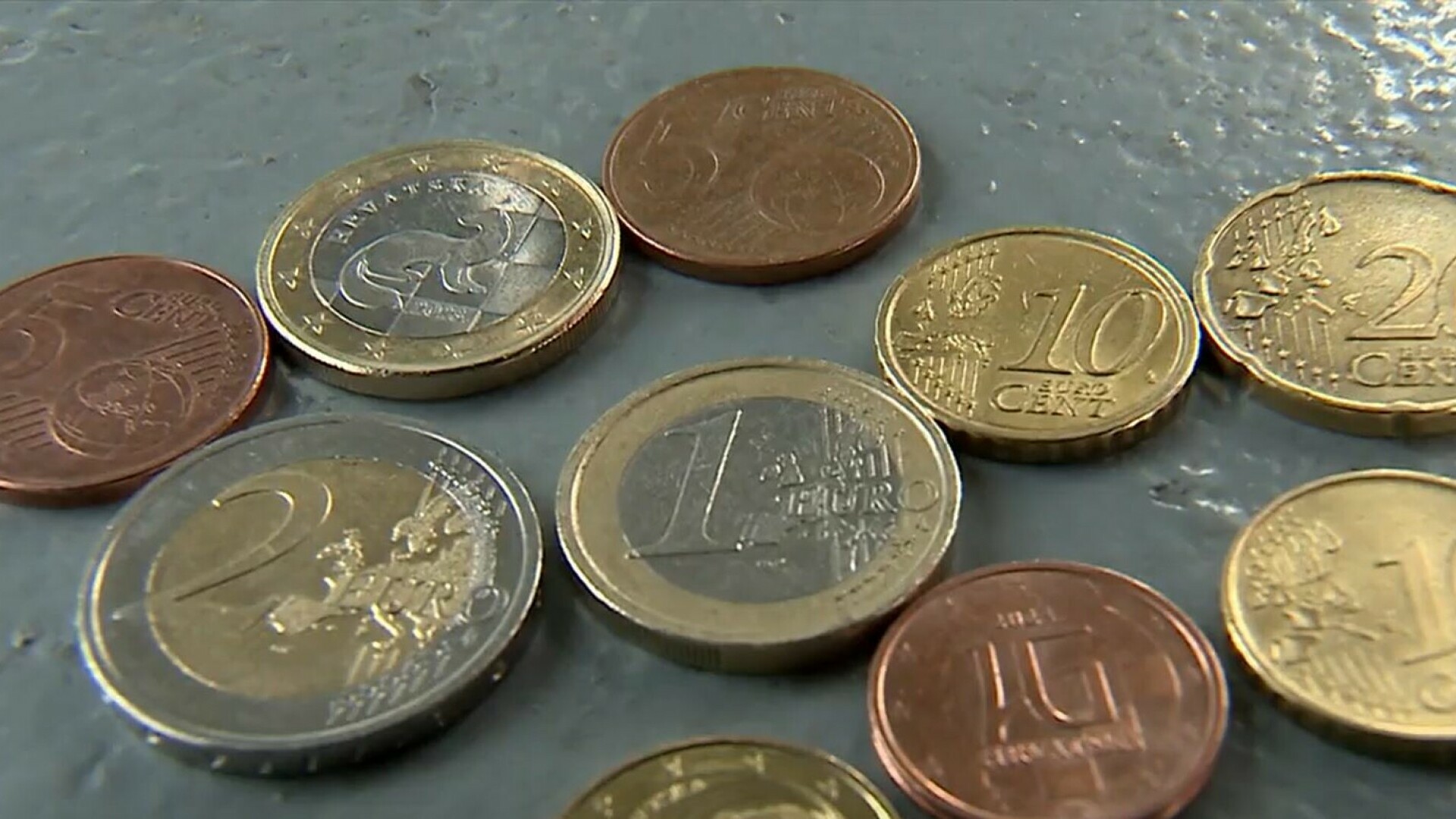 Traje potraga za posebnim novčanicama i kuna i eura: Kolekcionar ...