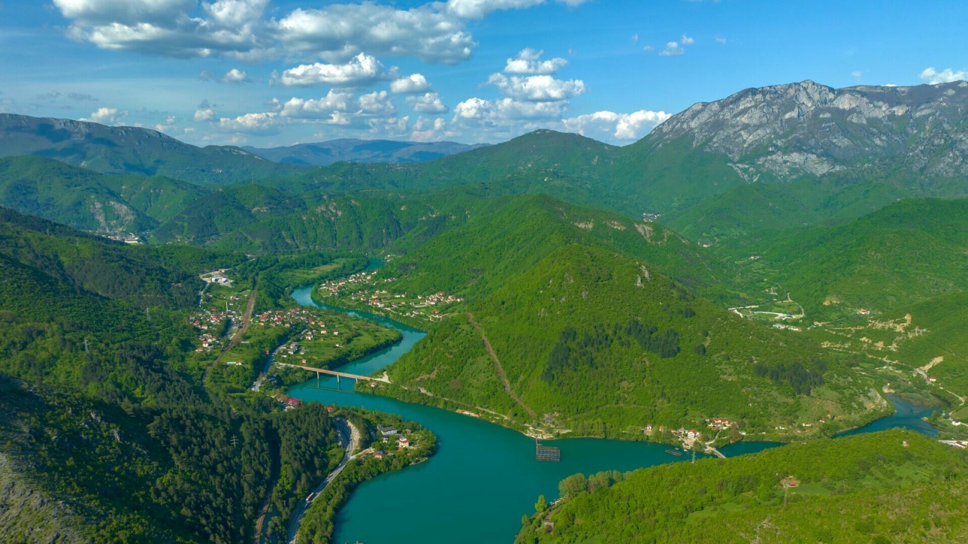 Ovo odmah ide na listu želja! Pogledajte spektakularni kanjon Neretve