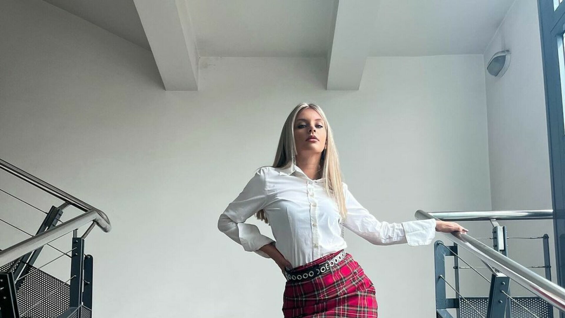 Pogledajte zašto prezgodnu sestru naše poznate glumice na Instagramu ...