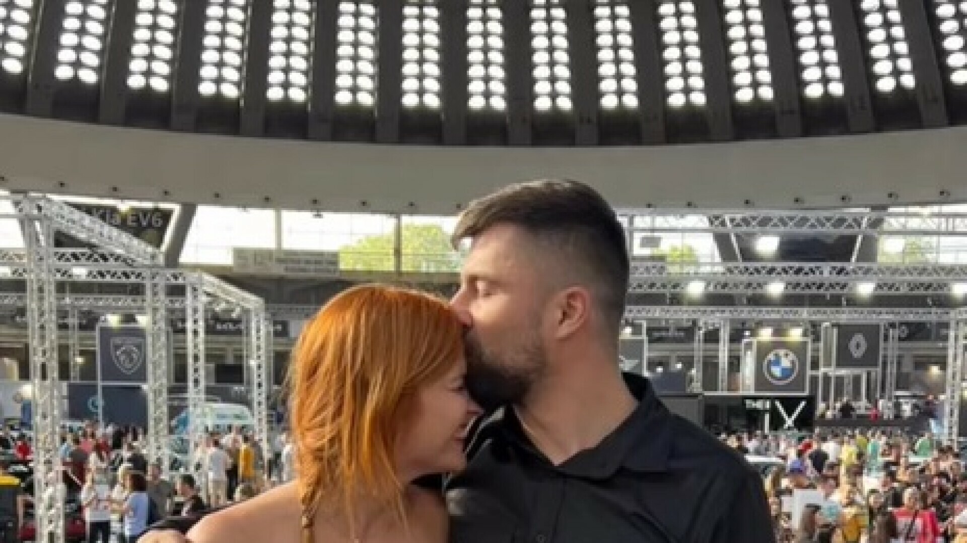 Bolni prizori na posljednjem ispraćaju popularnog srpskog youtubera ...