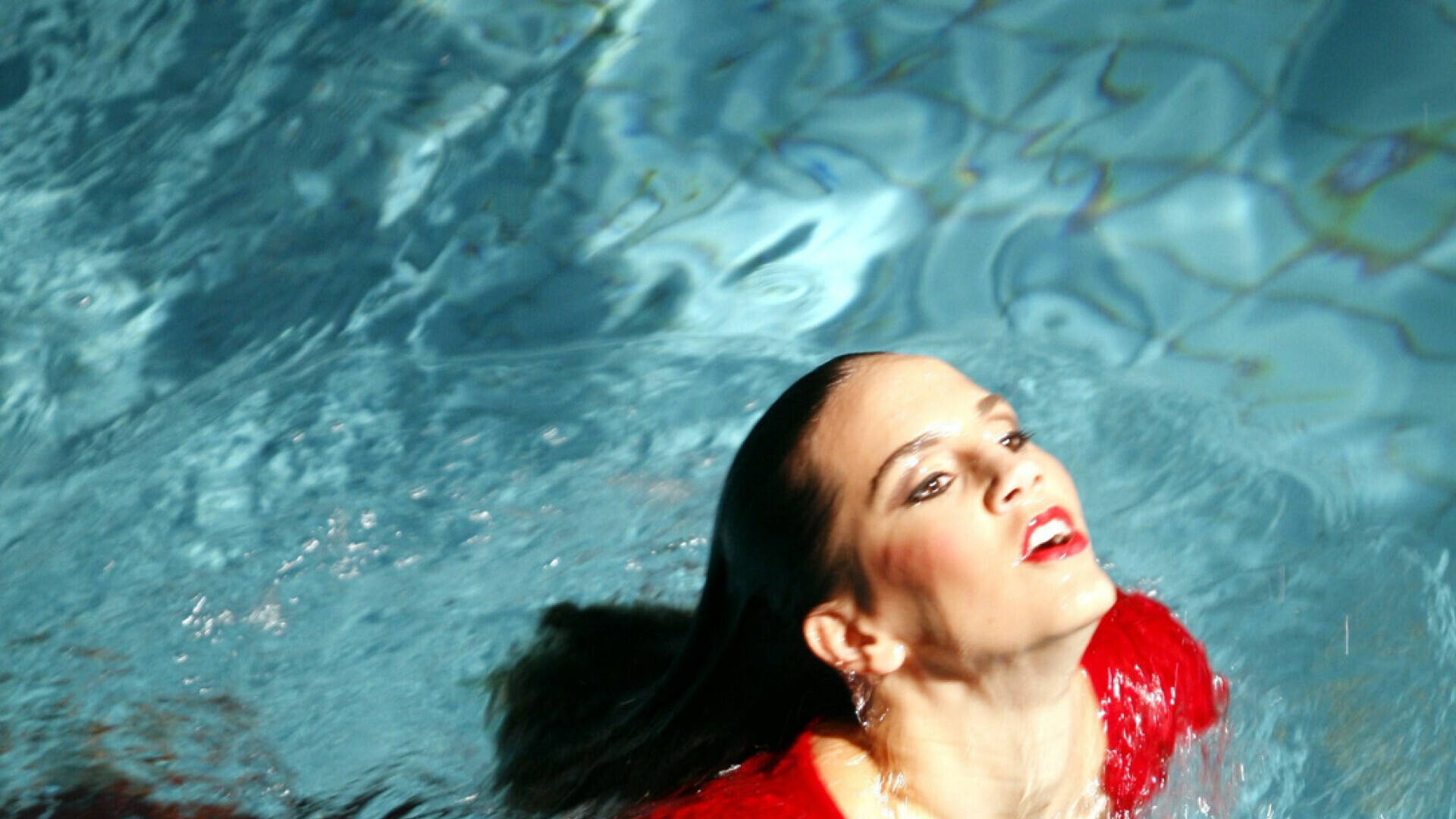 S Tinom Turner godinama je nastupala prelijepa Hrvatica, koja je bila i ...