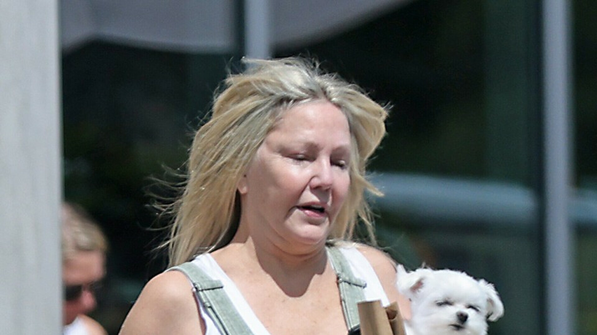 Nekad najljepšu plavušu teško je gledati u ovakvom stanju, dugo se ...