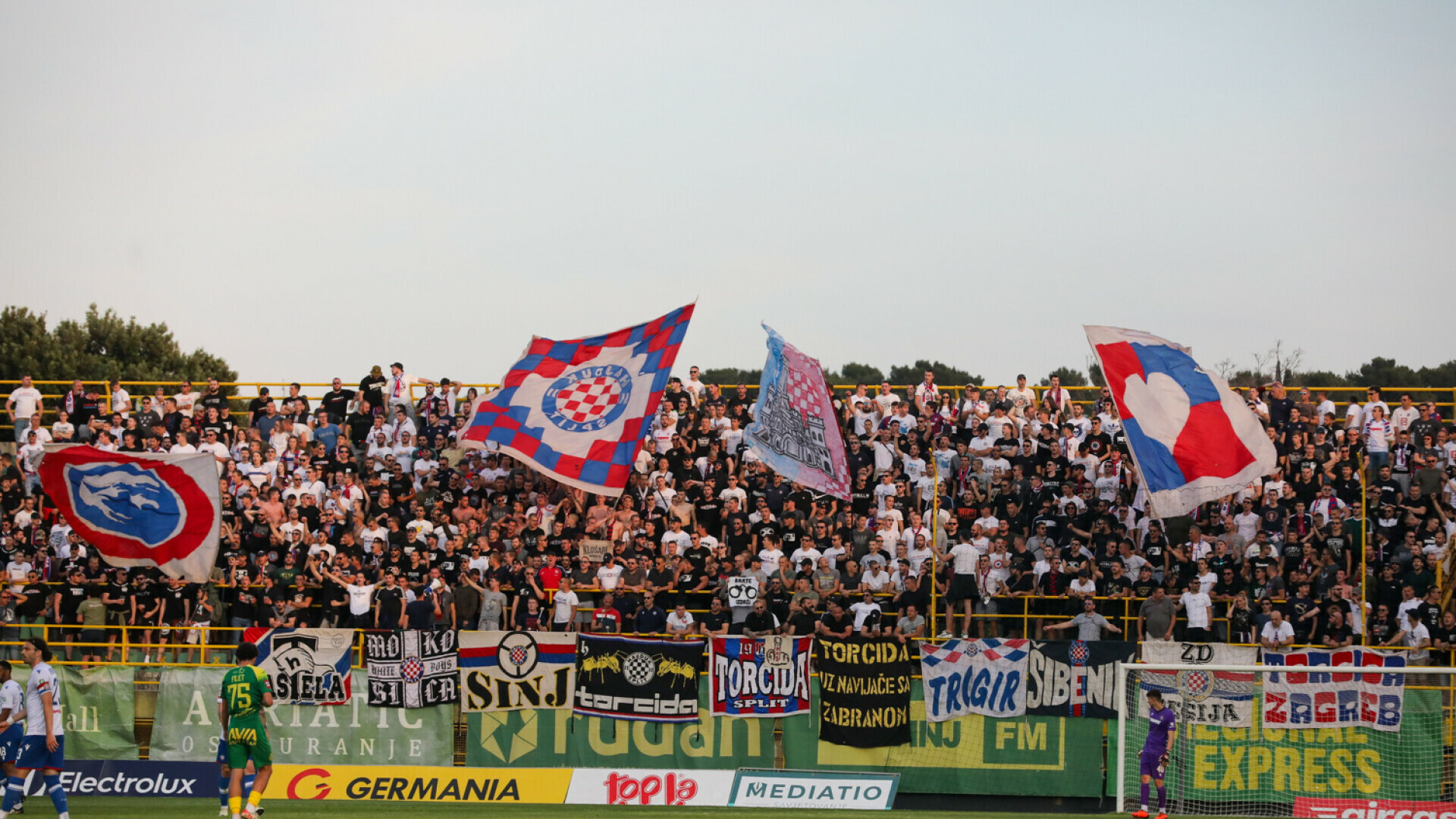 FOTO Torcida poslala zanimljivu poruku igračima Hajduka