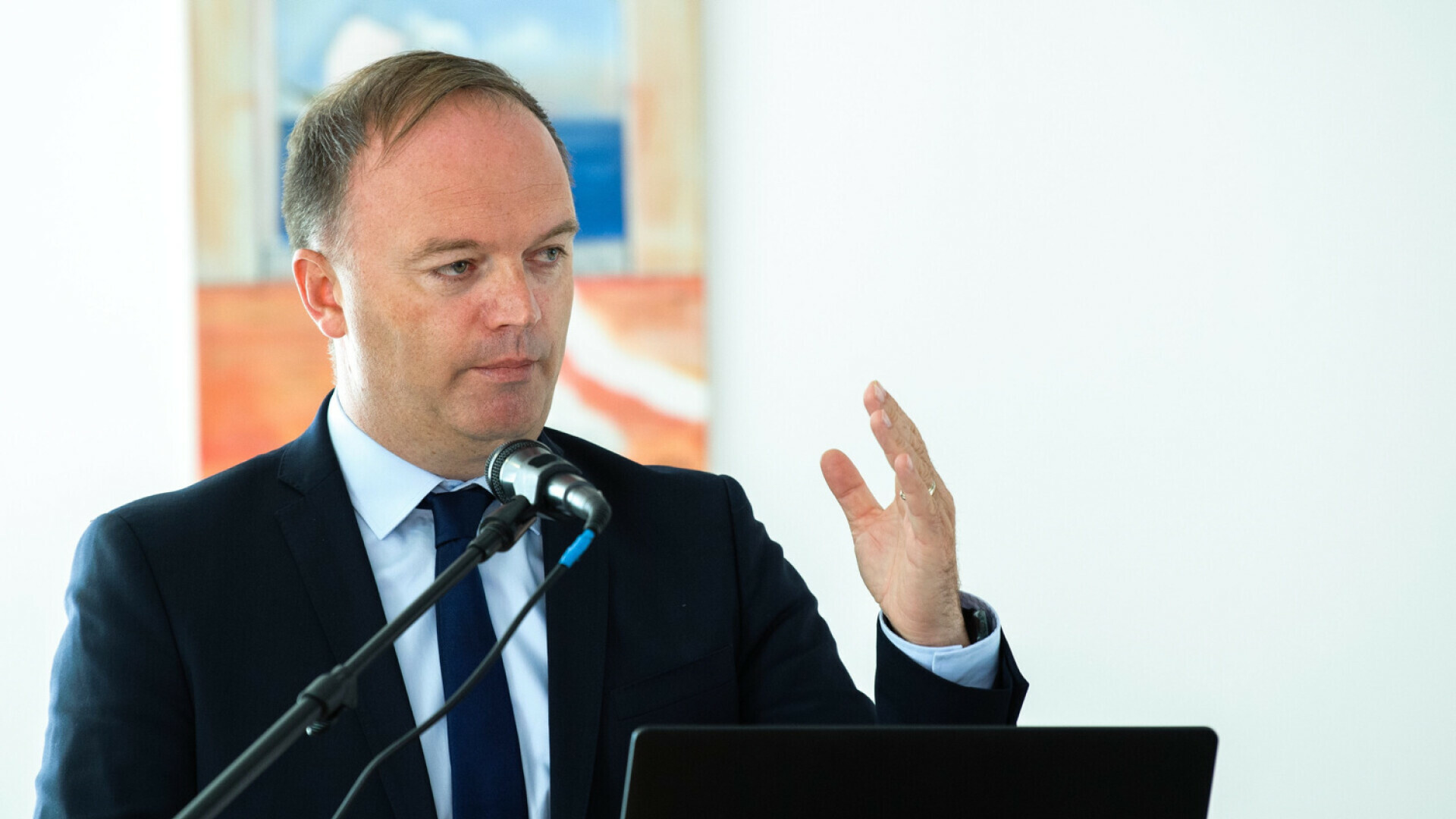 Bivši HDZ-ovac i vjeroučitelj na čelu novog ministarstva: Tko je Ivan ...