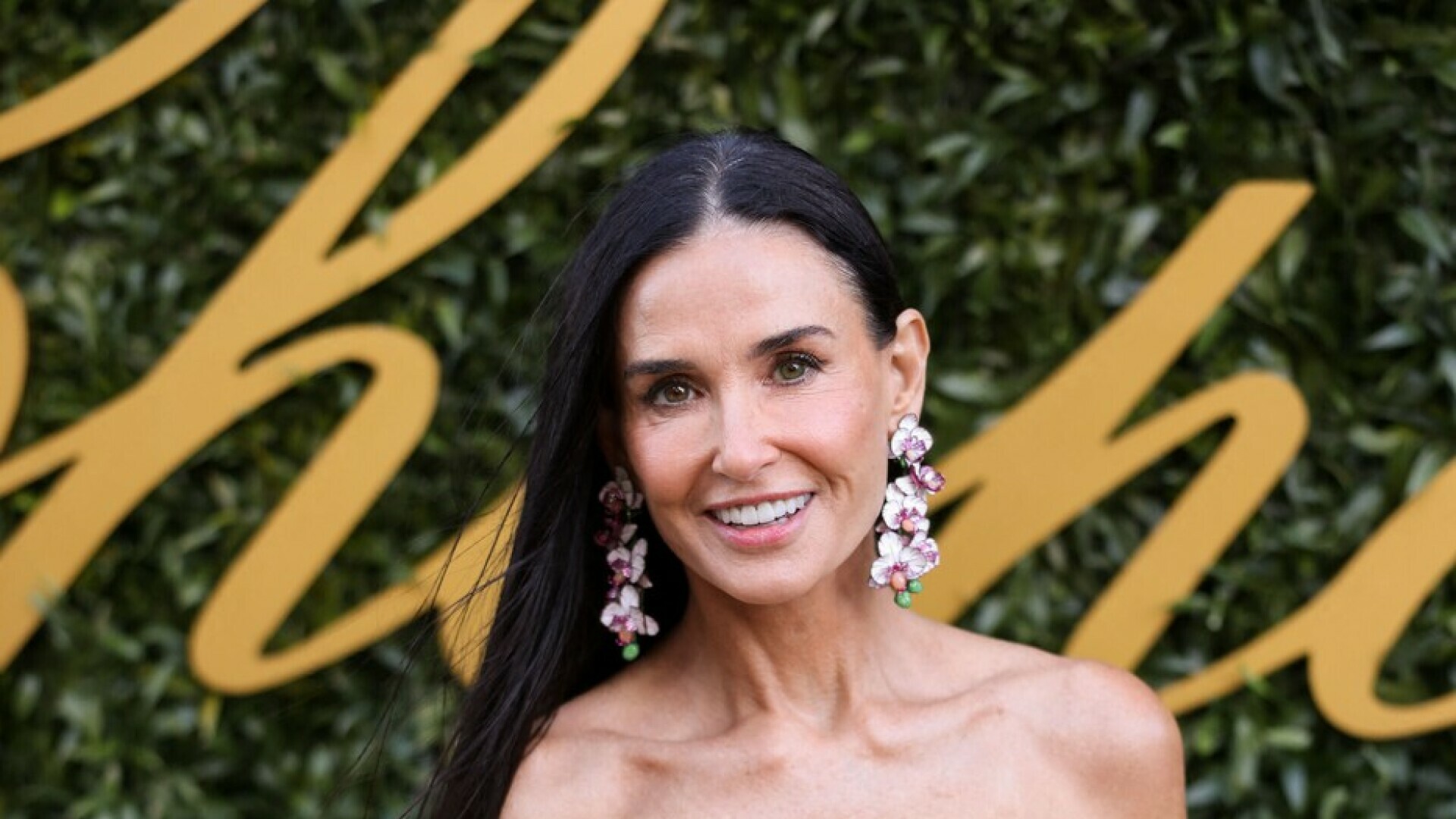 Zbog najnovijih fotografija mnogima se čini kao da Demi uopće ne stari ...