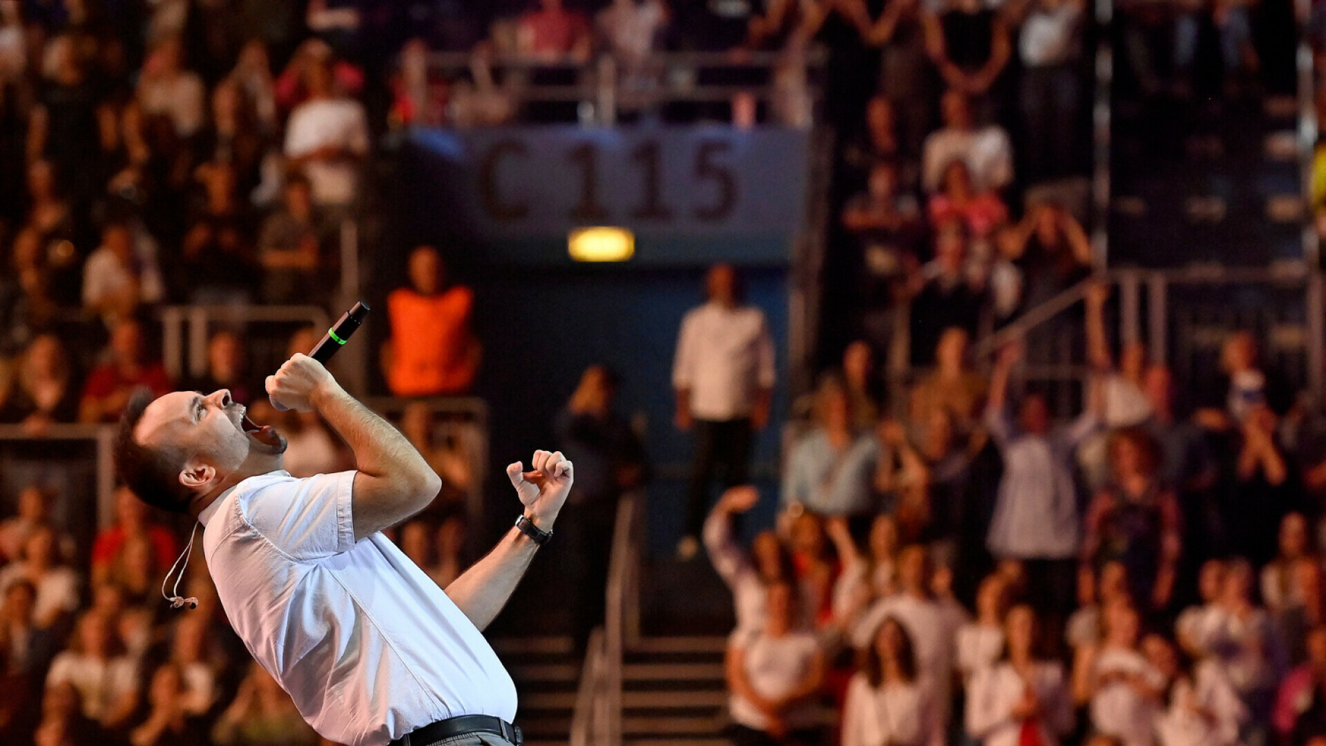 Legendarni Rafo vratio se na pozornicu nakon dugo vremena, pogledajte ...