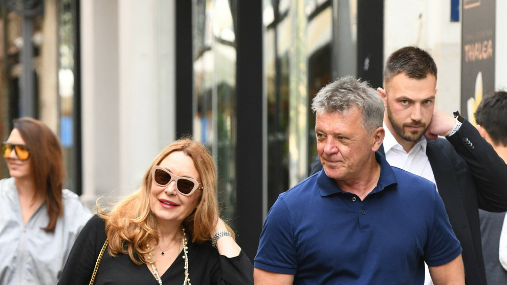 Ivan Turudić snimljen u šetnji sa suprugom, nismo ih vidjeli zajedno ... Ivan Turudić snimljen u šetnji sa suprugom, nismo ih vidjeli zajedno ...