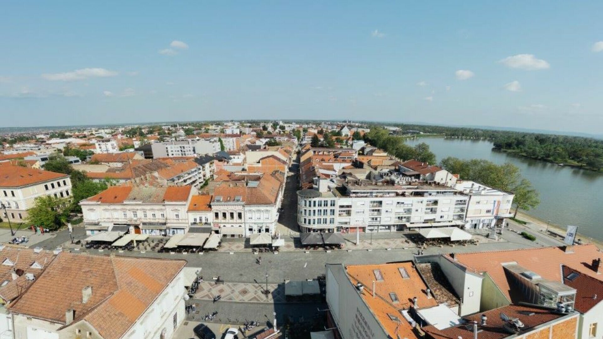 Slavonski Brod dobiva novi izgled zahvaljujući Semmelrock La Linia ...