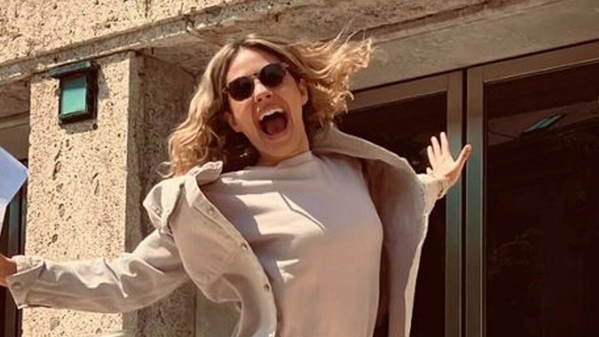 Tara Thaller pohvalila se velikim životnim novostima, evo zašto je ovako skakala od sreće!