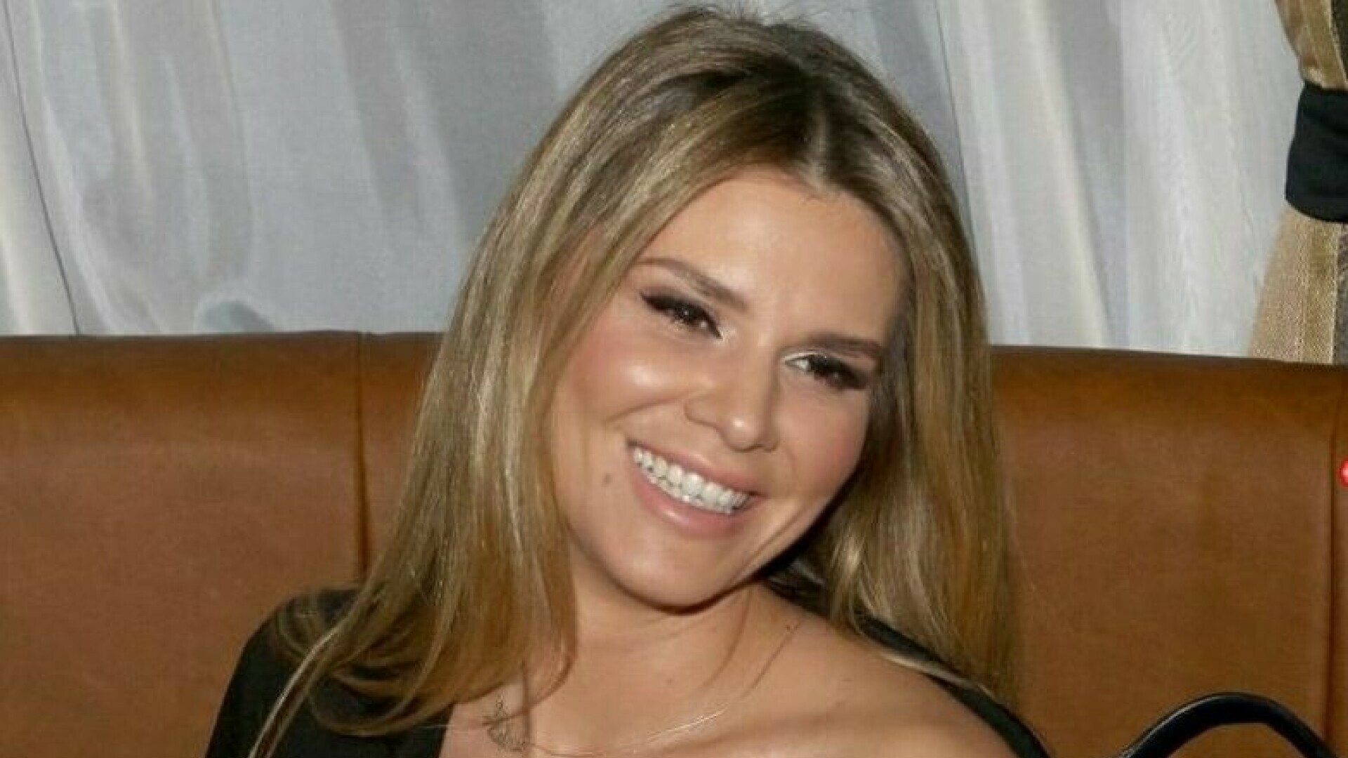 Prve snimke Meline Džinović nakon razvoda od legendarnog pjevača, srpski mediji zaprepašteni su ...