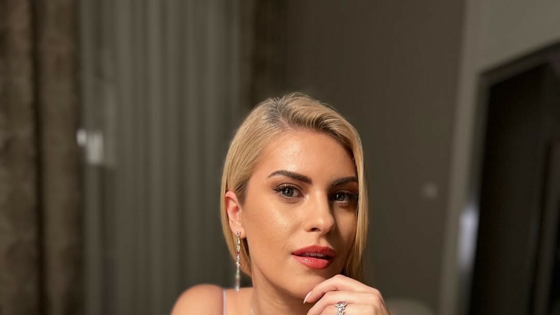 Zvijezda naše serije pozirala u opuštenom kućnom izdanju, svi se dive ...