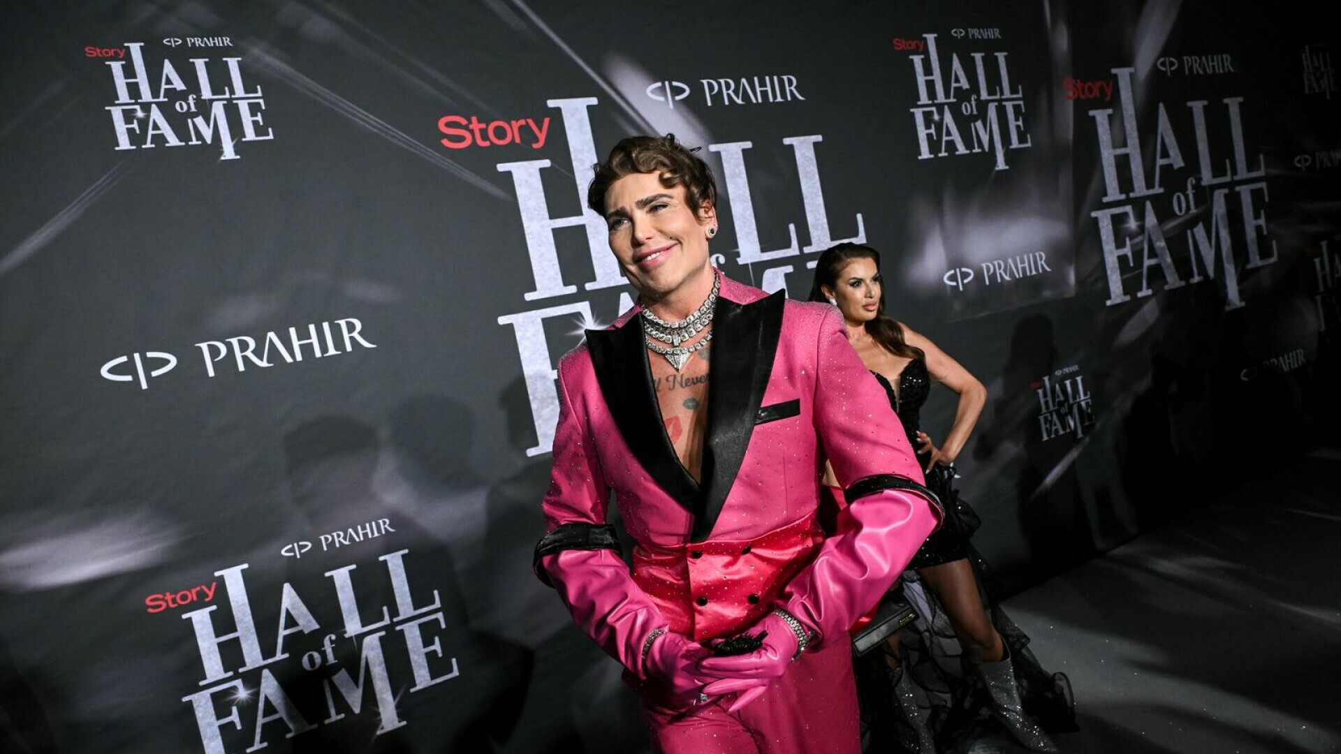 Neven Ciganović istaknuo se u masi među brojnim poznatim Hrvatima