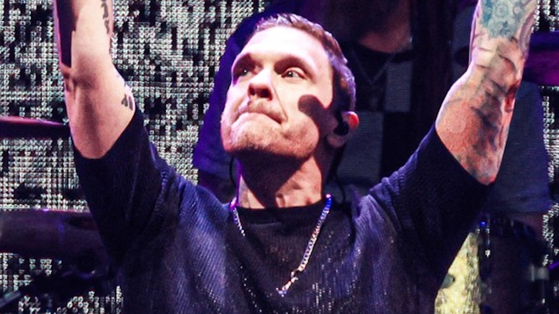 Frontmen popularnog benda živi neobičan način života: "Nemam kuću već ...