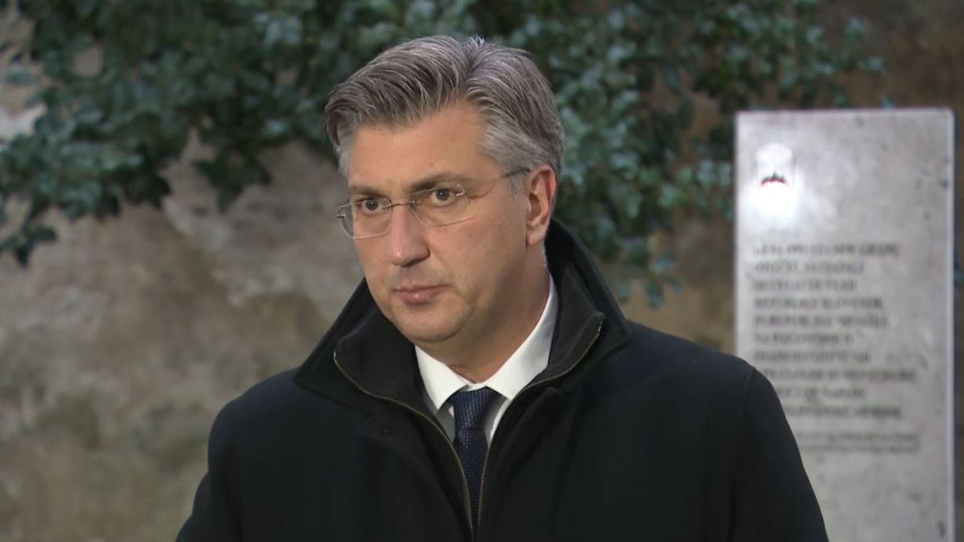 Plenković: ''Svi ti junaci se boje male bijele vatice. Vlada nema ...