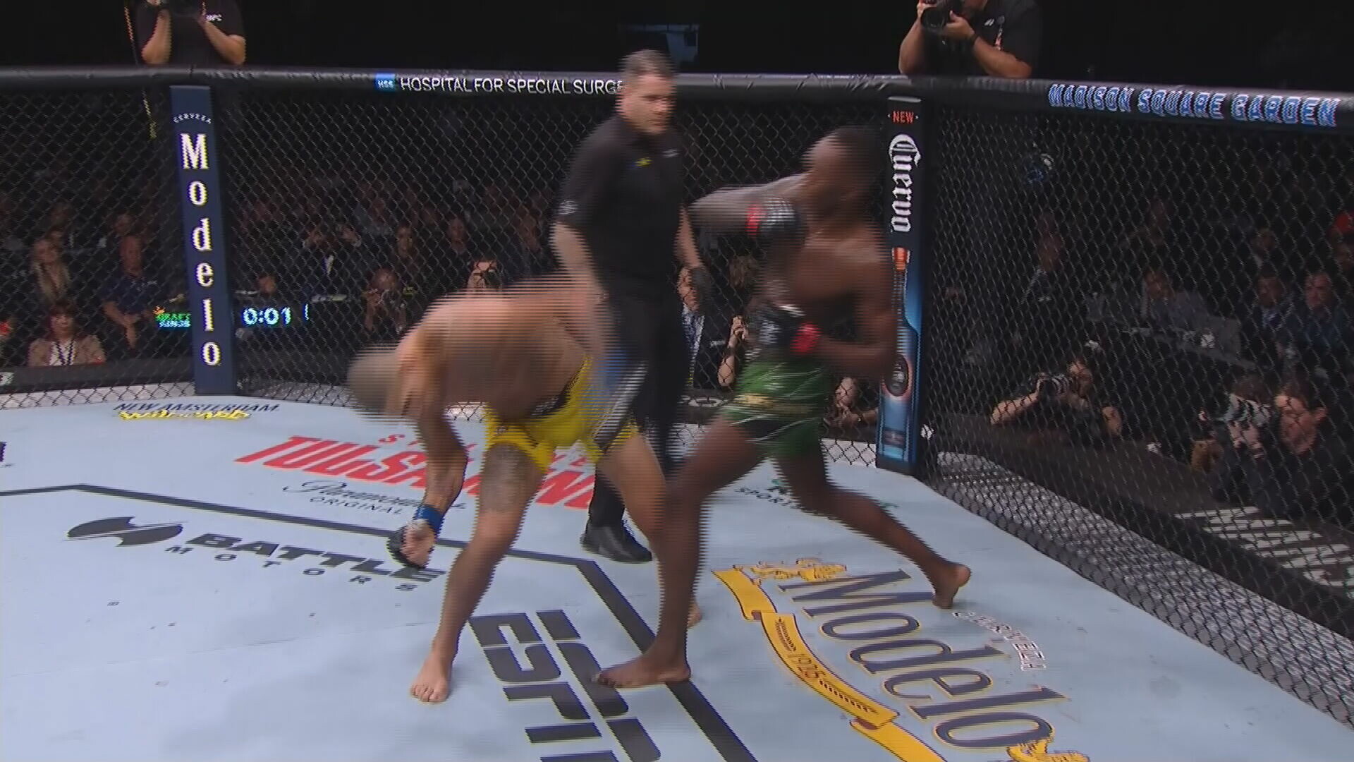 VIDEO Pogledajte kako je gong spasio Alexa Pereiru sigurnog poraza