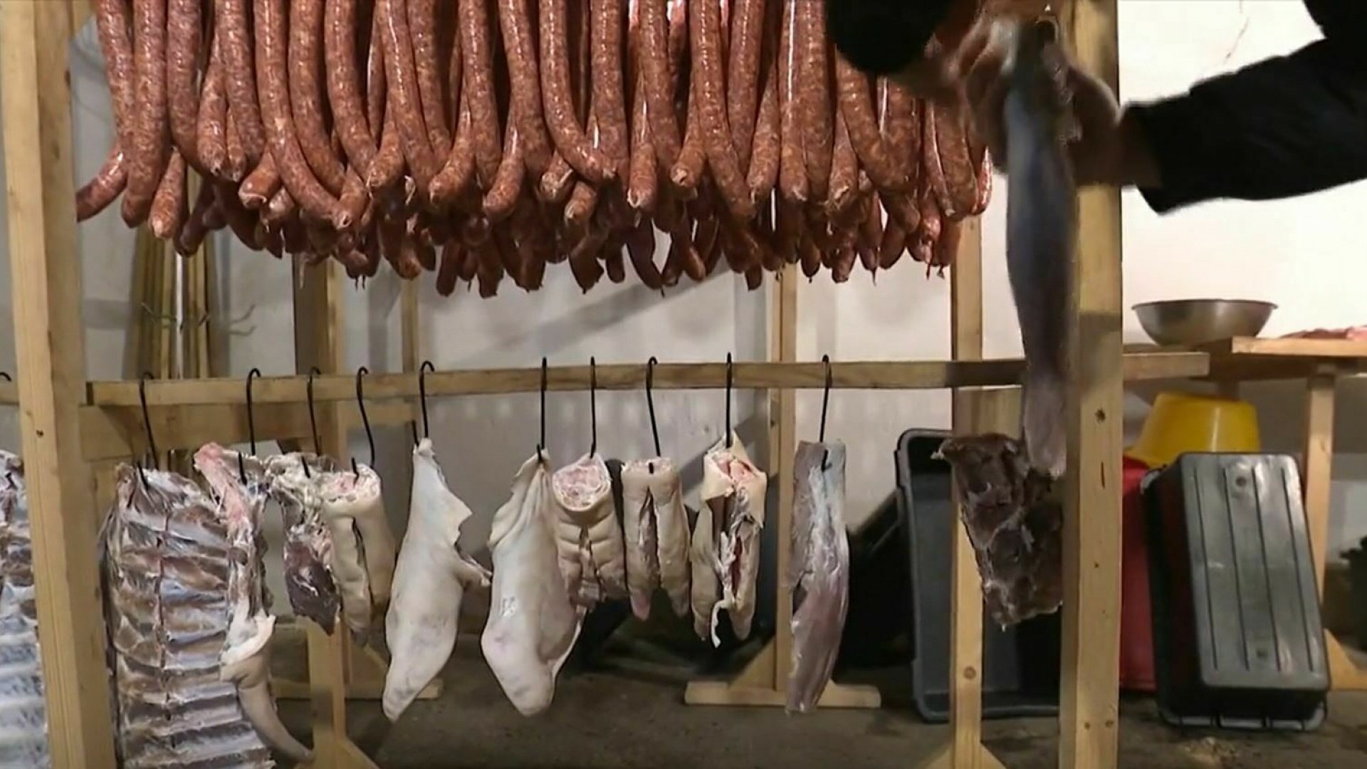 Počela je sezona svinjokolja, a s njom i potencijalna opasnost: "Za ...