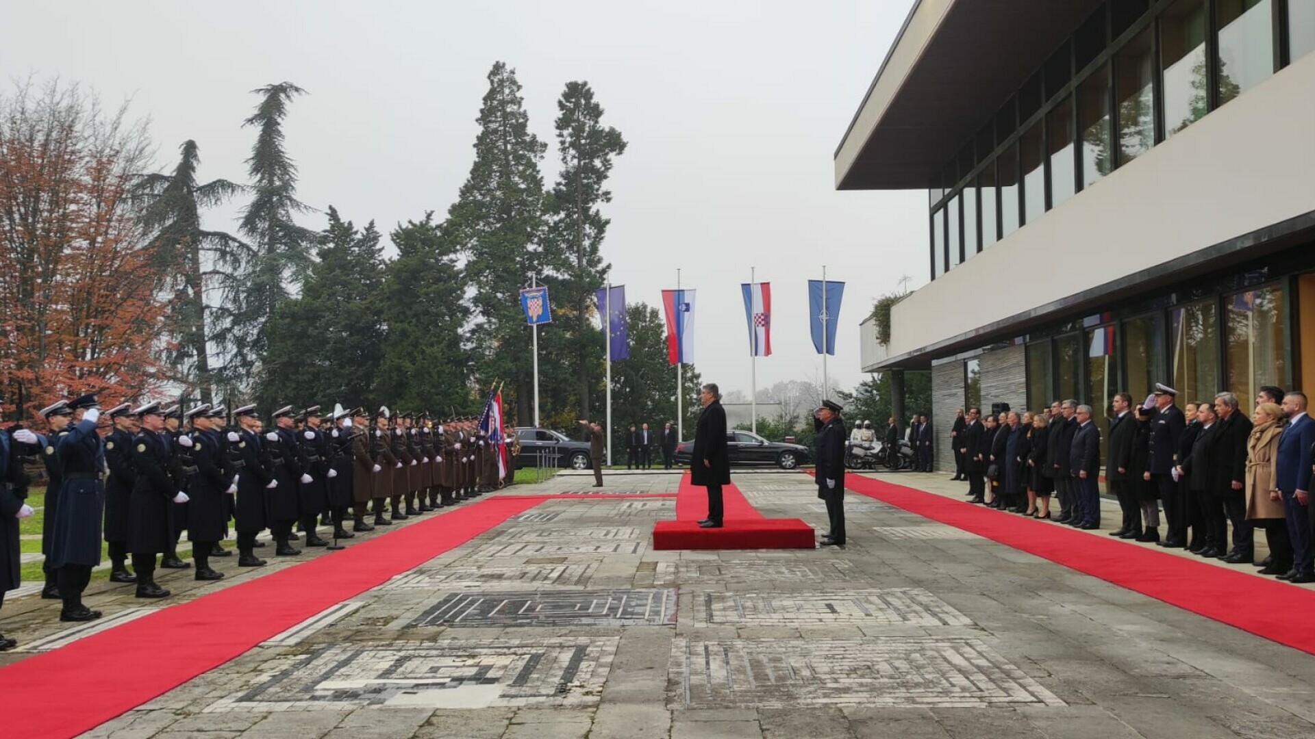 Milanović o obuci ukrajinskih vojnika: "Brate, nemaš ovlasti za to, to ...